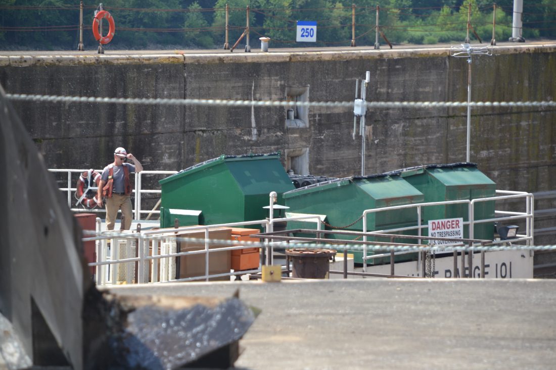 Barge backup; lock maintenance first in 20 years | News, Sports, Jobs ...